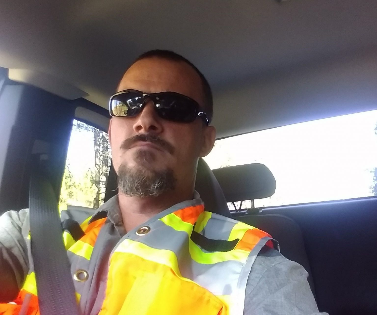 KKBN 93.5 FM – 93.5 KKBN Country