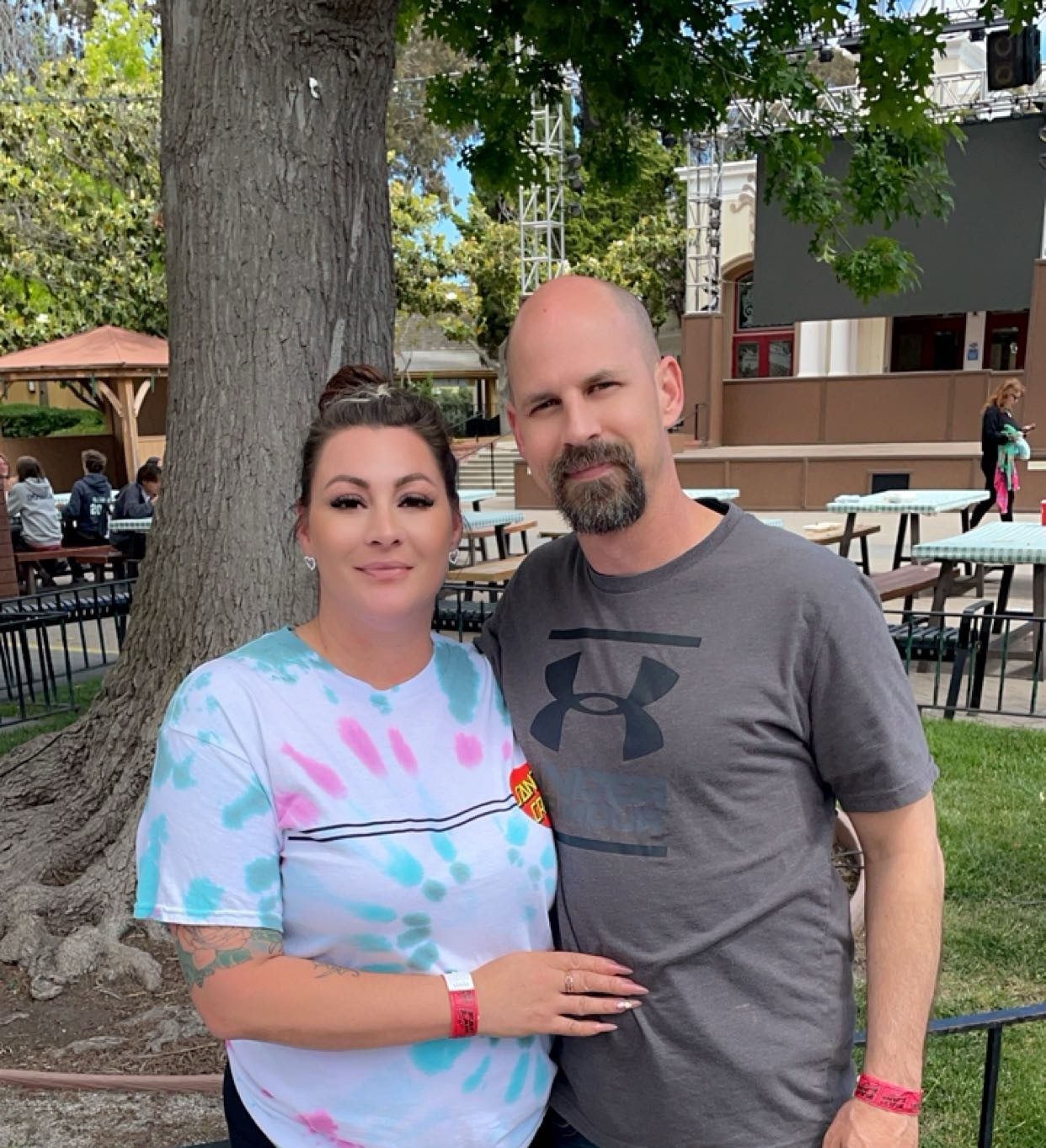 KKBN 93.5 FM – 93.5 KKBN Country