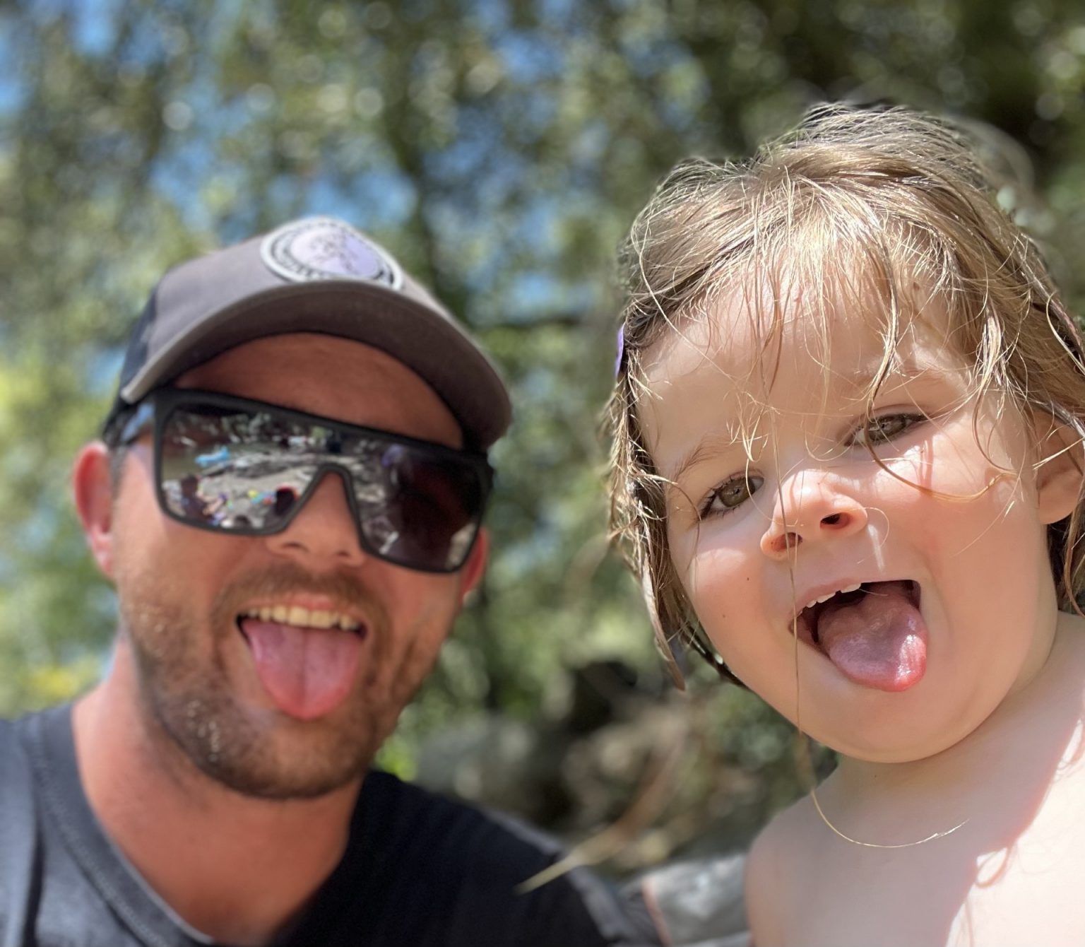 KKBN 93.5 FM – 93.5 KKBN Country